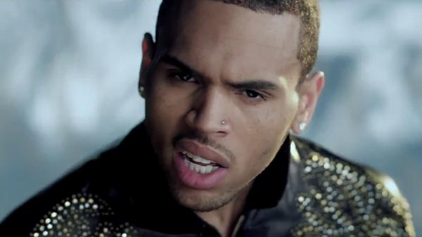 SonicAmp.com|Videos|Chris Brown::Sweet Love SonicAmp.com|Videos|Chris Brown::Sweet Love